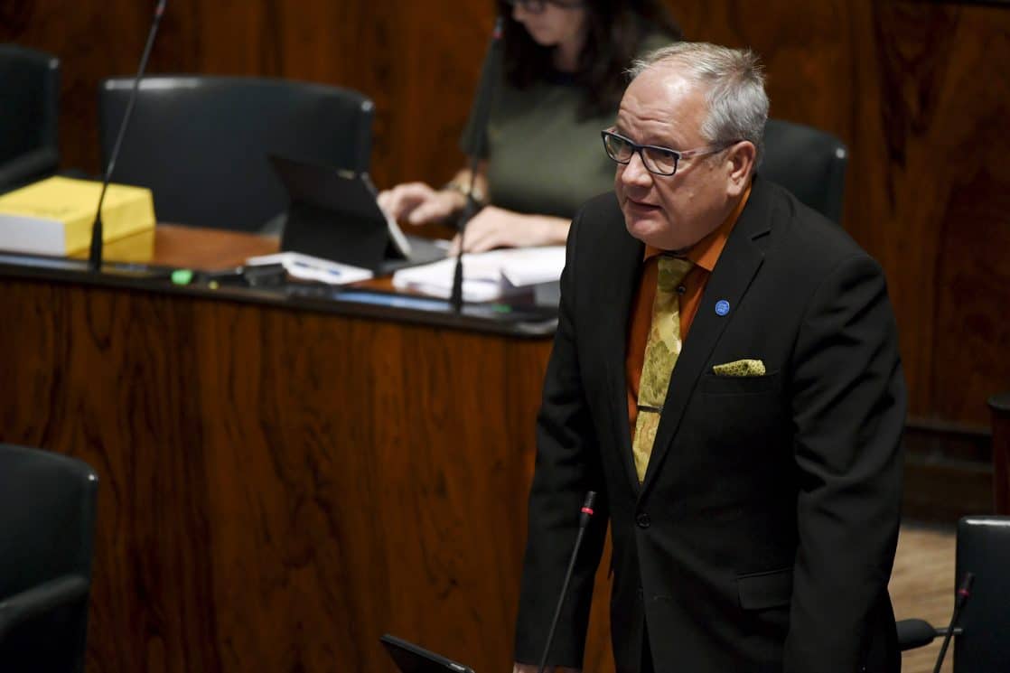 Sinisten Kaj Turunen: Sotesta tuli parempi asiakkaalle ja ...