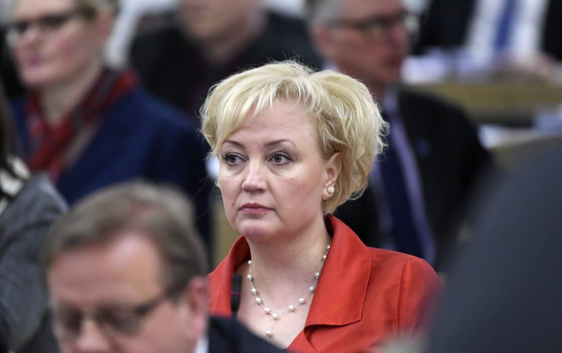 Elsi Katainen nousee Euroopan parlamenttiin, Eero Reijonen eduskuntaan ...