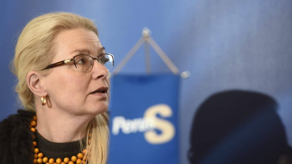 Leena Meri PS:n vaihtoehdosta: Velanotto kuriin - Verkkouutiset