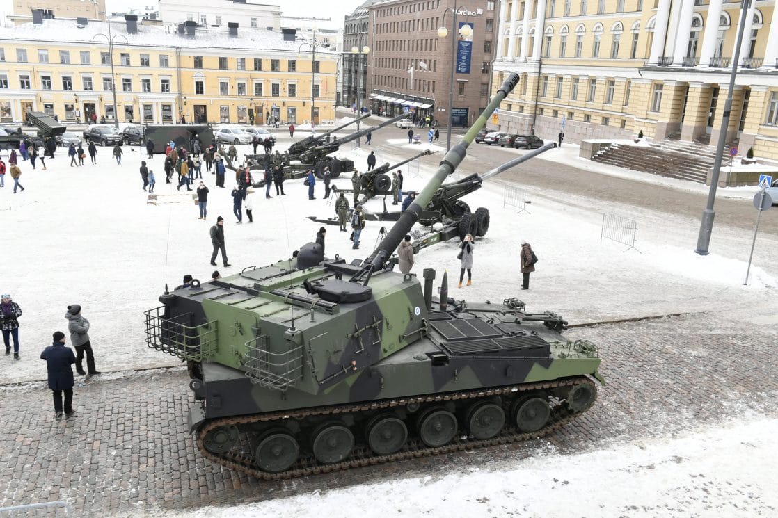 Tulta! Maailman parhaat Moukarit saatiin Suomeen | Verkkouutiset