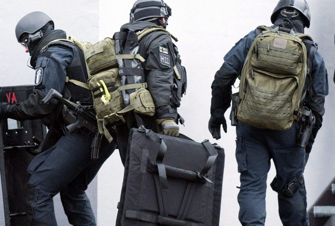 Tällainen on poliisin Karhu-ryhmä - IS: Umpimielinen rambo ei menesty ...