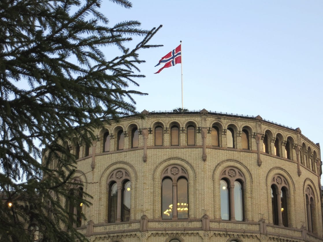 Norja tiukkana maahanmuuttajille: Ei tukia ilman kielitaitoa ...