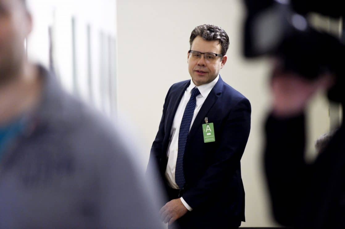 Juha Lavapuro ja Martin Scheinin valiokuntaan kuultaviksi ...