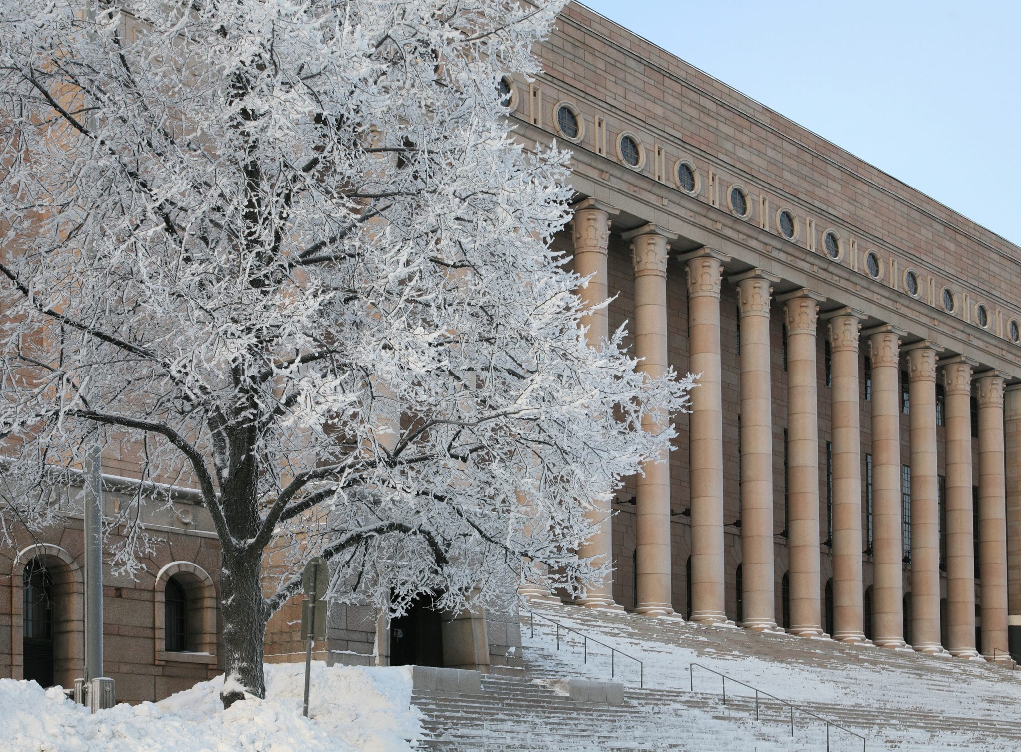 Eduskunta kysyy - mutta eilen hallitus ei vastannut lainkaan ...