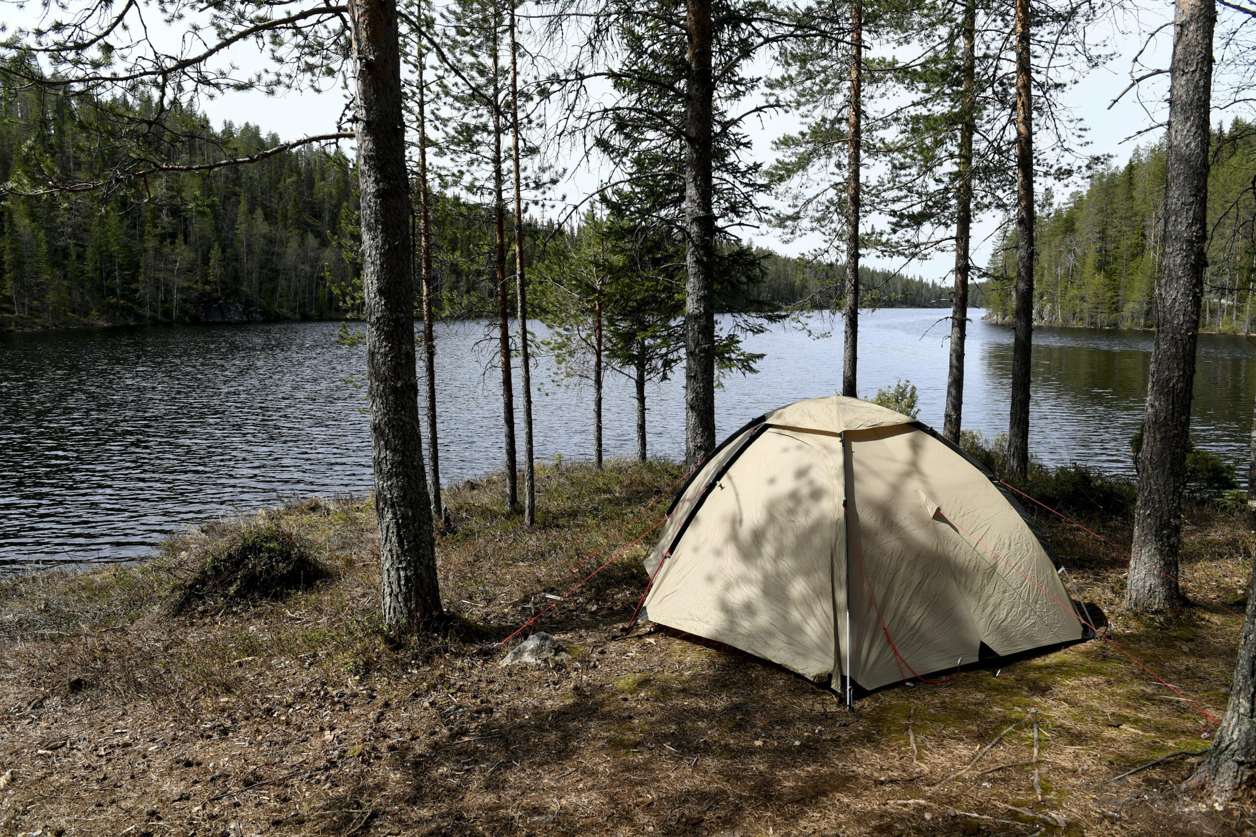 Suomalaiset haastetaan nukkumaan yö ulkona | Verkkouutiset