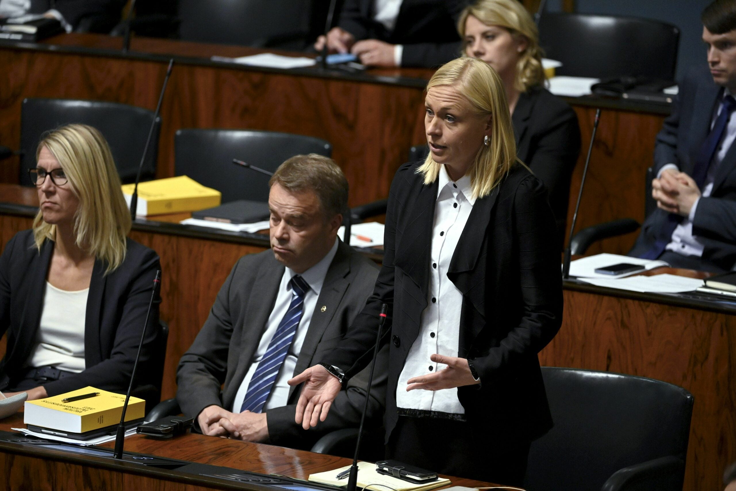 Elina Valtonen SDP:n täyskäännöksestä: Puheet ja teot ristiriidassa ...