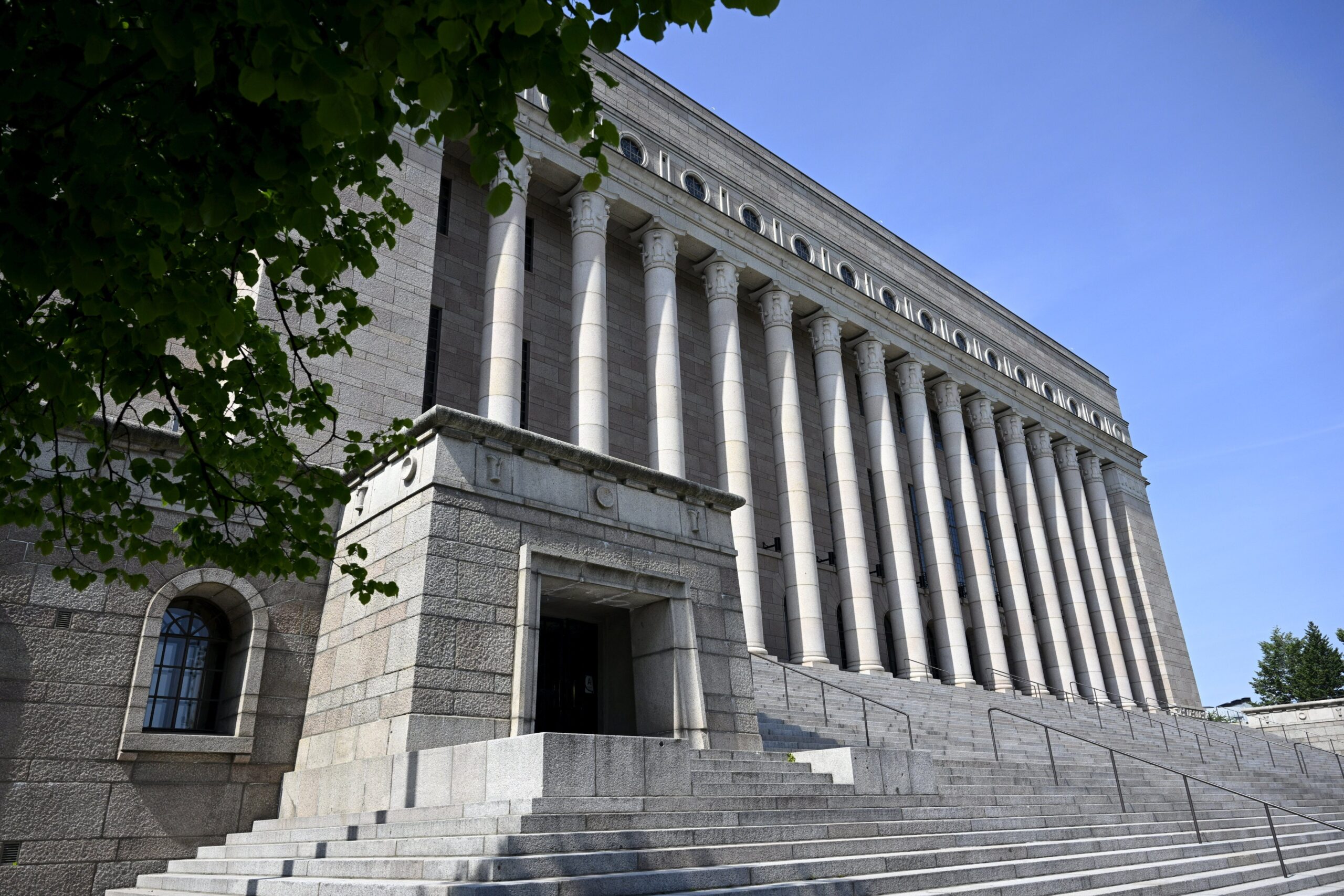 Arto Satonen: Suomen on vaalittava kansallista yhtenäisyyttä ...