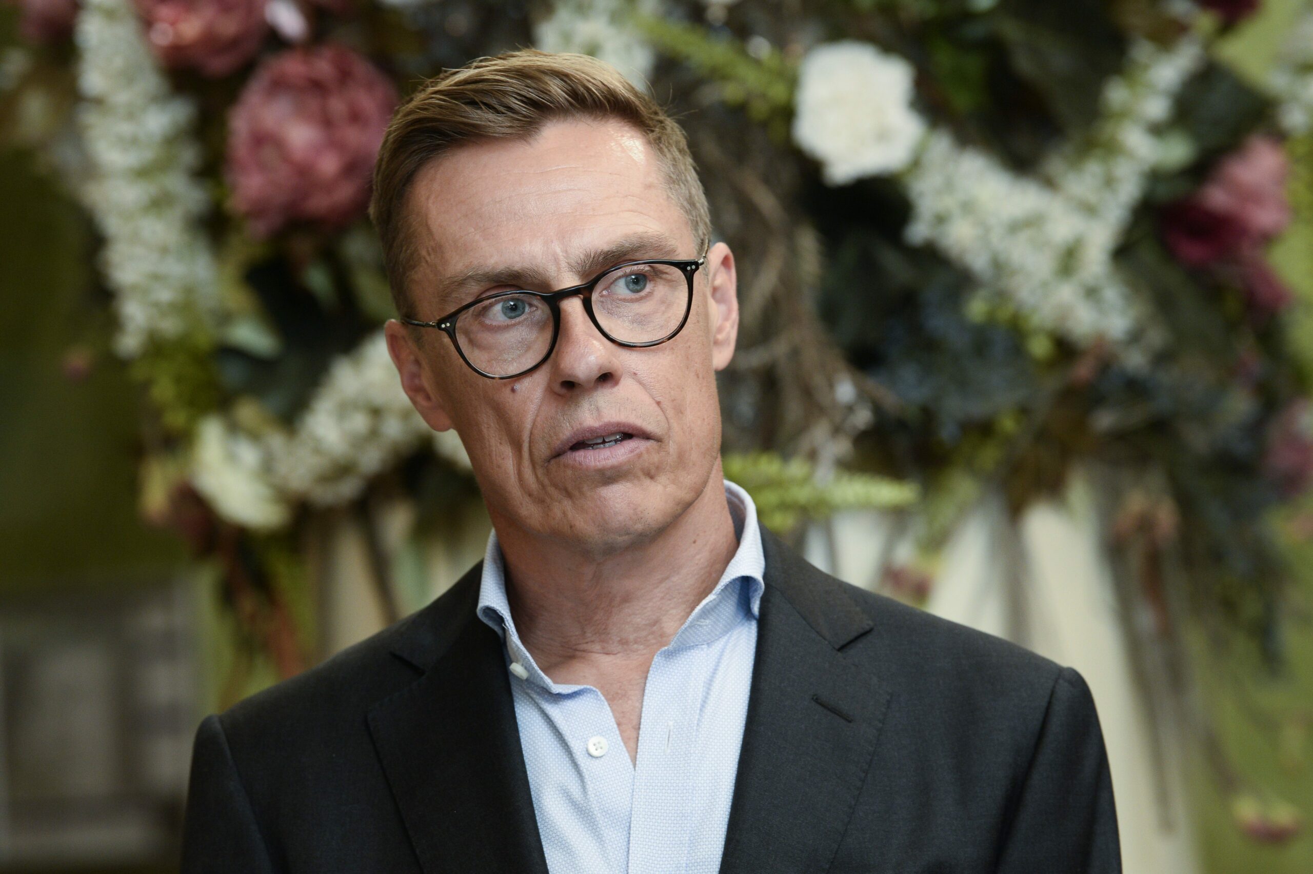 Alexander Stubb Radio Voimalle: Ei kannata vetää ykköstreenejä tässä ...