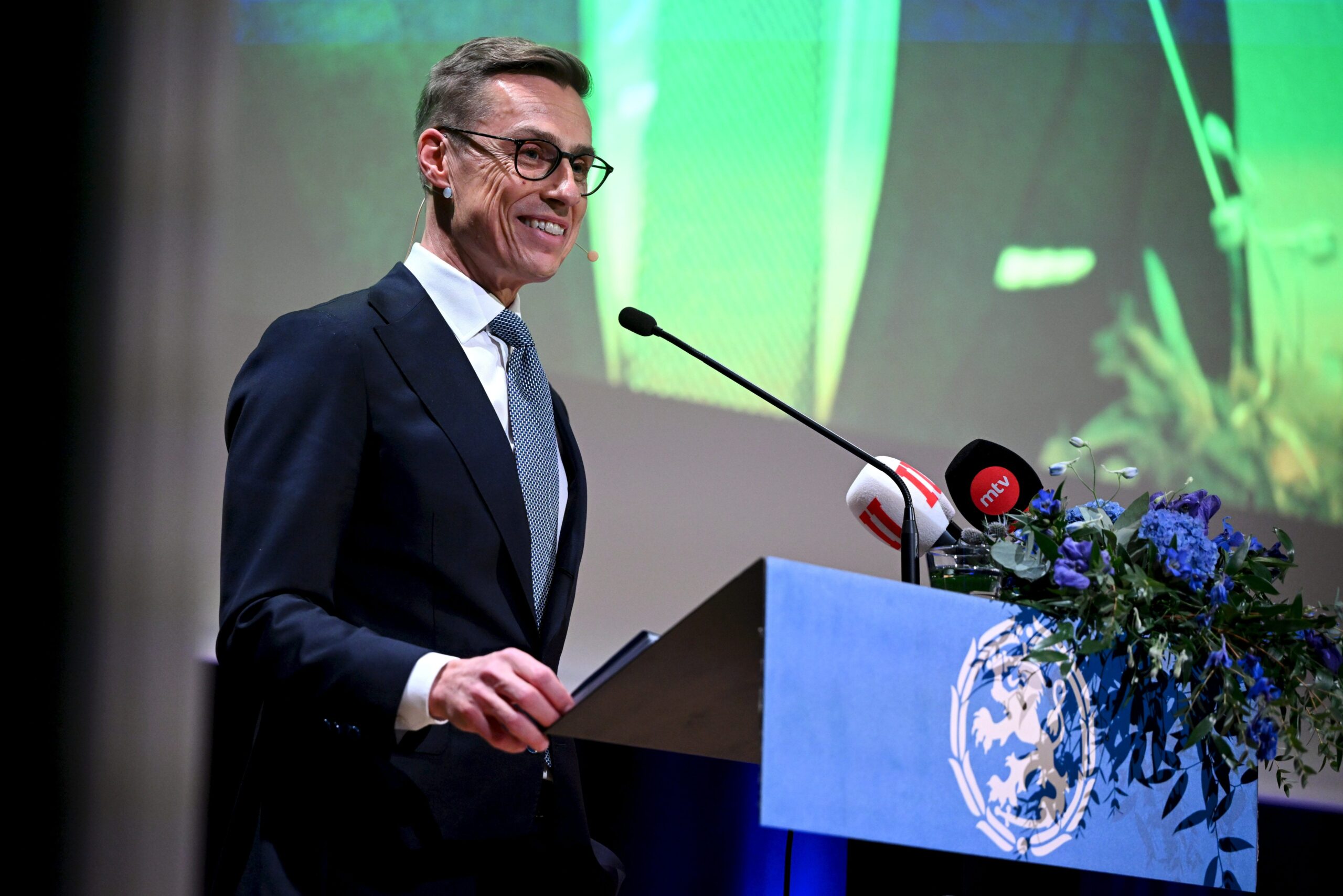 "Puolustamme arvoja, jotka ovat tehneet Suomesta mallimaan" - näin ...