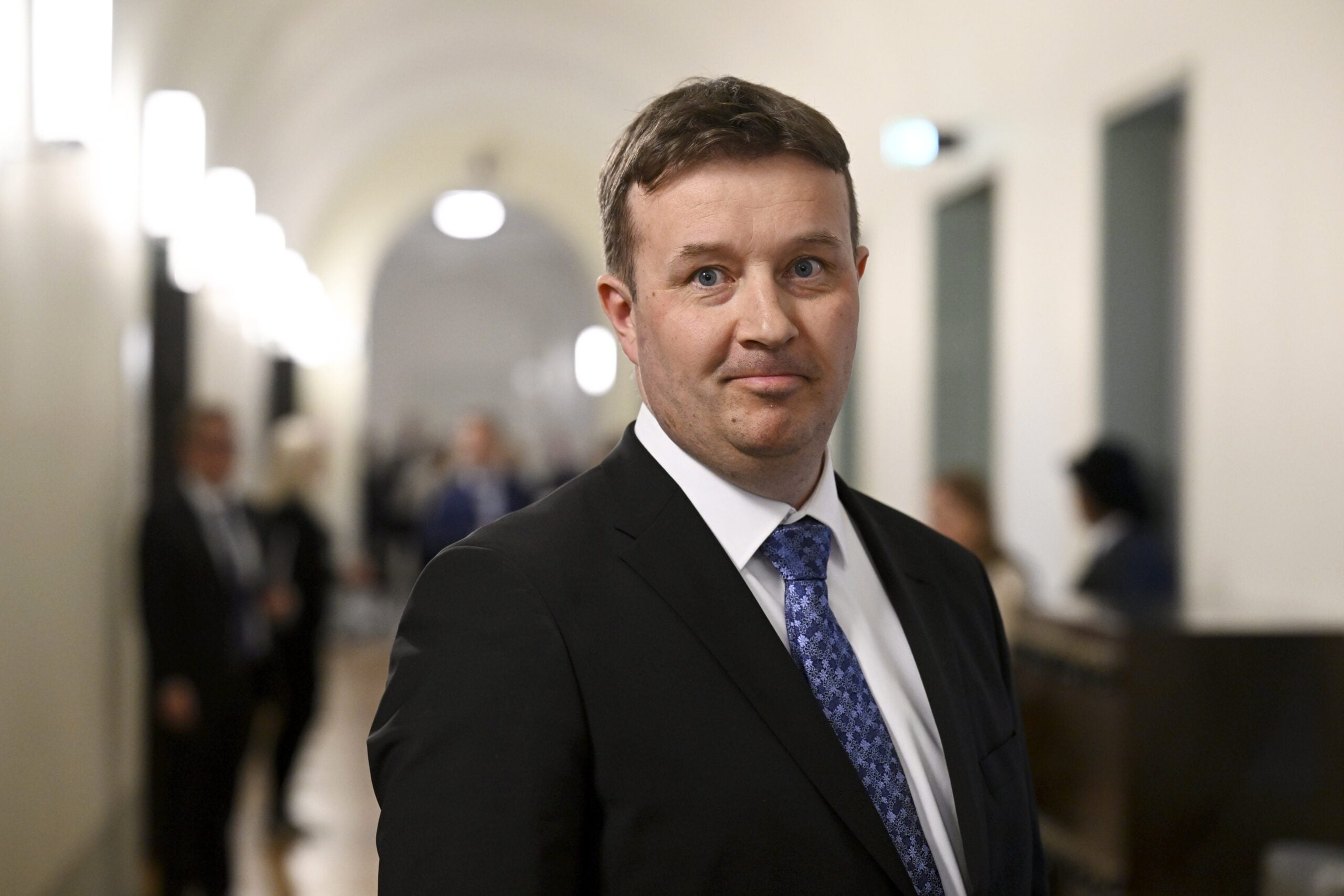 Kansanedustaja harkitsisi veroetuja puhtaaseen energiaan investoiville ...