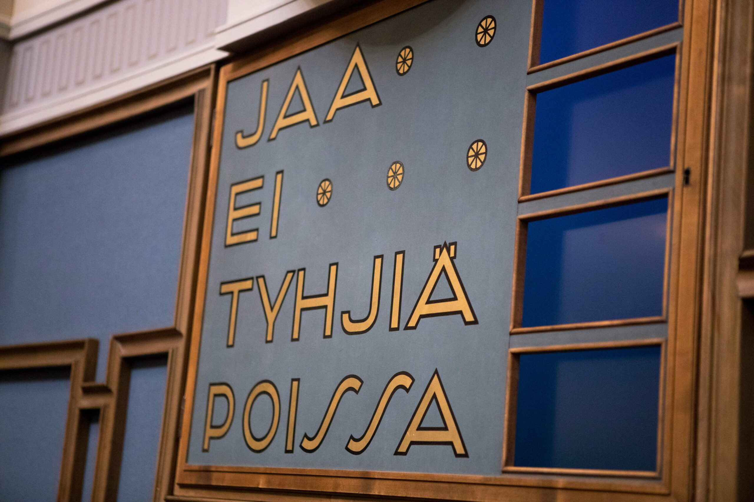 Hallitus sai eduskunnan luottamuksen äänin 103-80 | Verkkouutiset