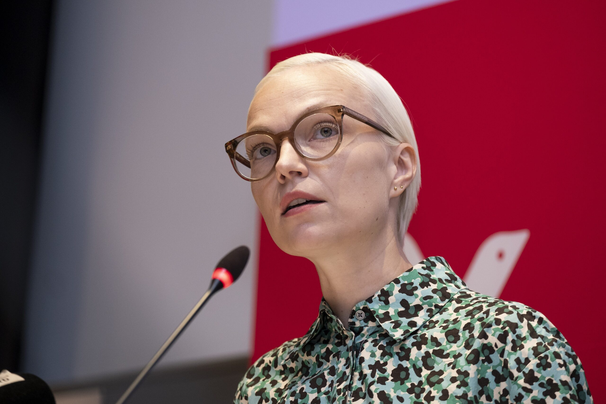 Vasemmistoliiton Minja Koskela: Kaikki tietävät sanonnan keskustasta ja ...