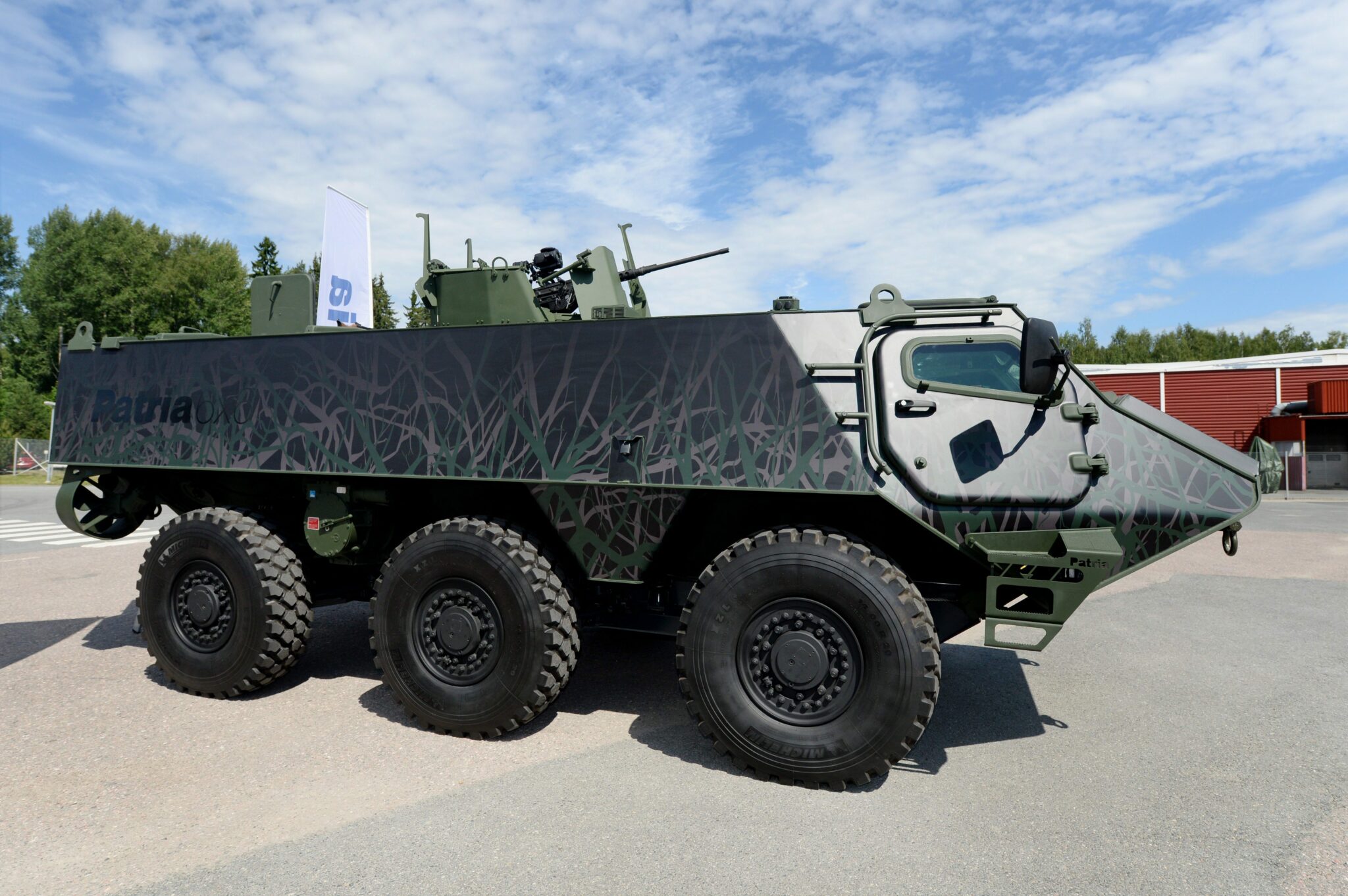 Puolustusvoimilta uusi hankinta Patria 6x6 -ajoneuvoista | Verkkouutiset