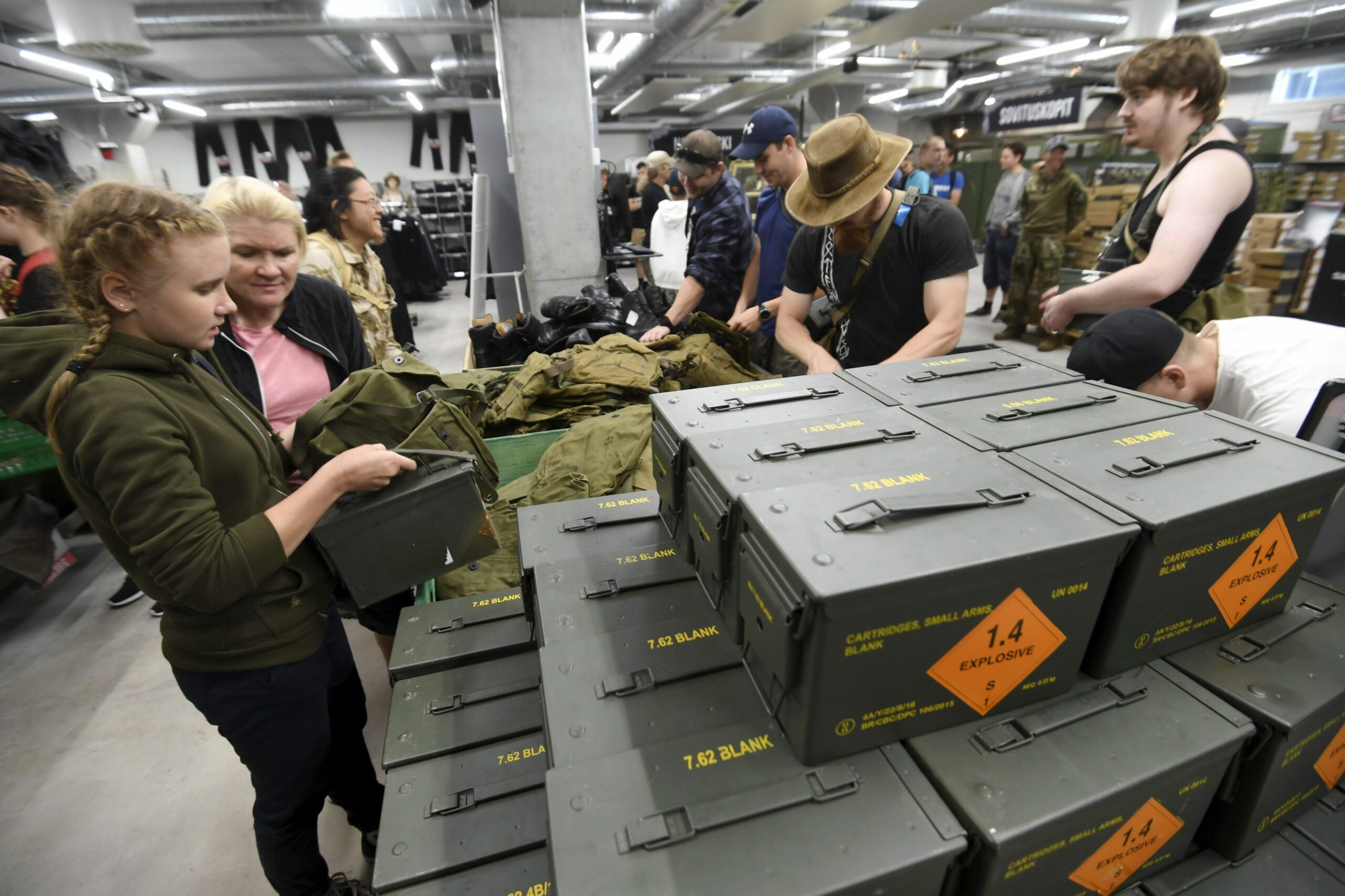 Varusteleka pyrkii Naton myötä ulkomaille | Verkkouutiset