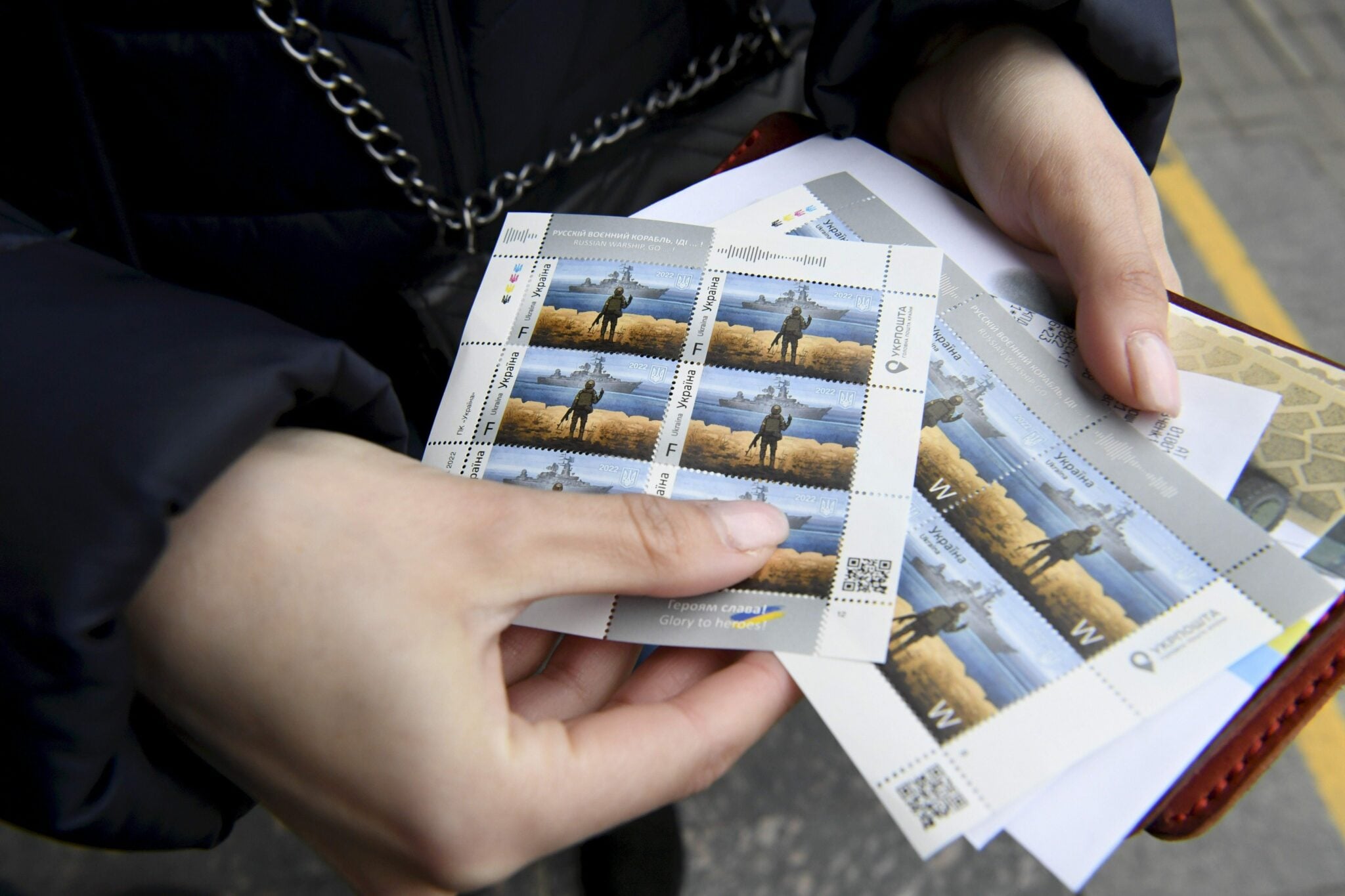 Postin hintoihin tuntuva korotus: Näin paljon postimerkki maksaa jatkossa | Verkkouutiset