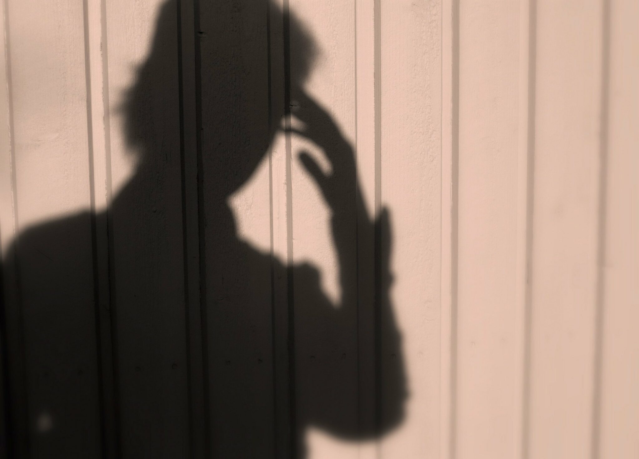 Alzheimerin tauti voi näkyä aivoissa oletettua aiemmin - Verkkouutiset