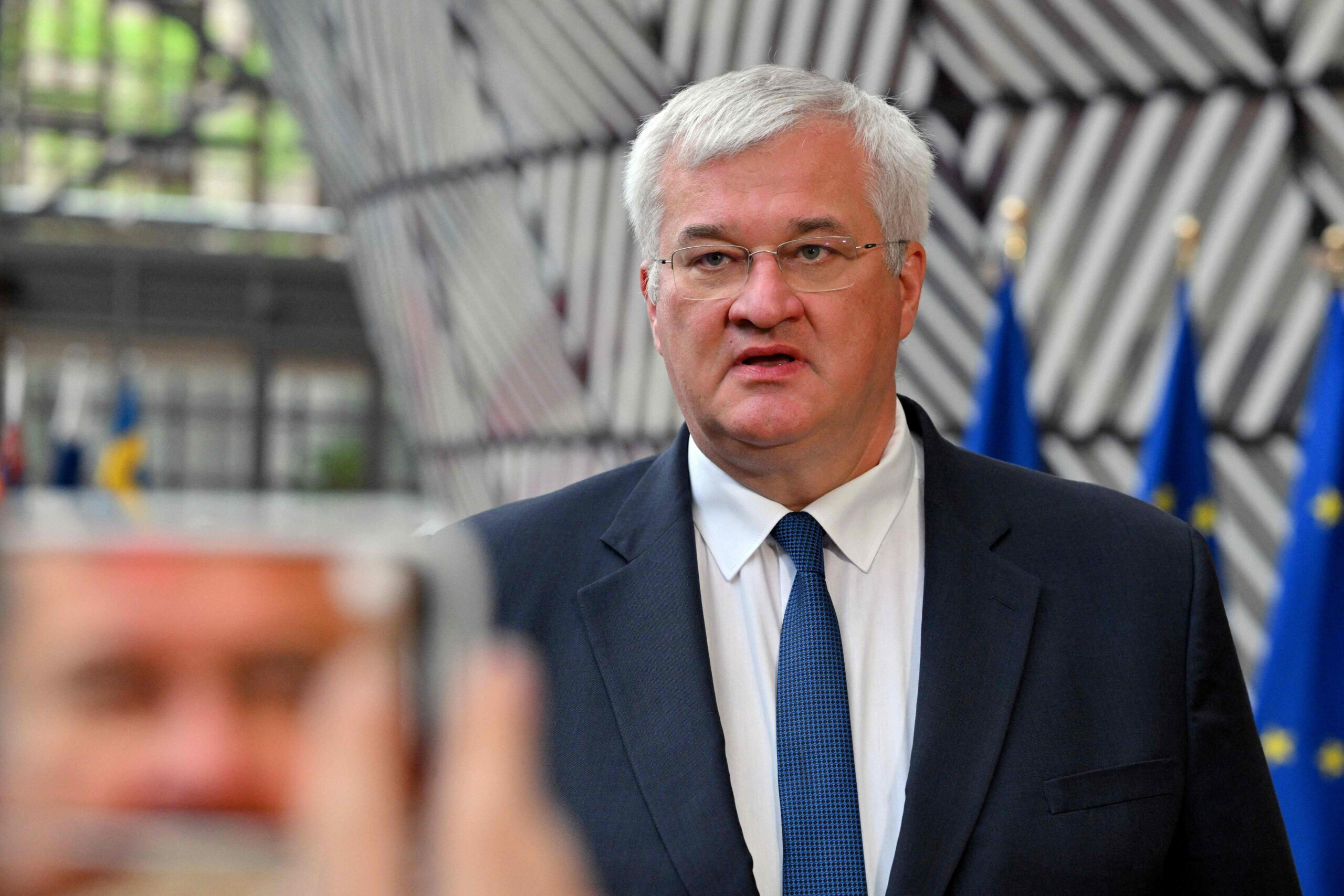 Suomi kannustaa Ukrainaa kitkemään korruptiota – ulkoministerit ...