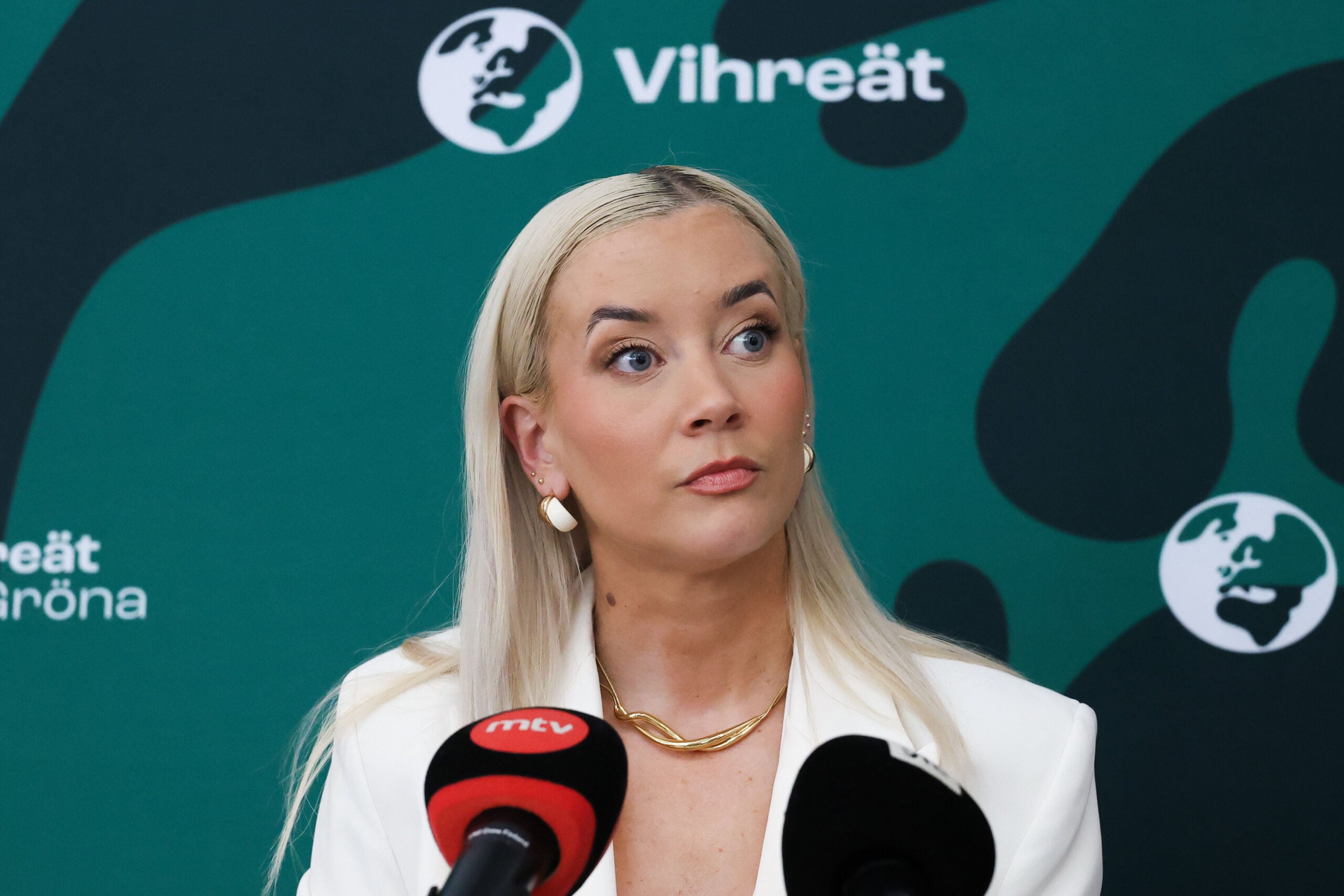 IL: Sofia Virta palauttaa palkkiotaan - Verkkouutiset